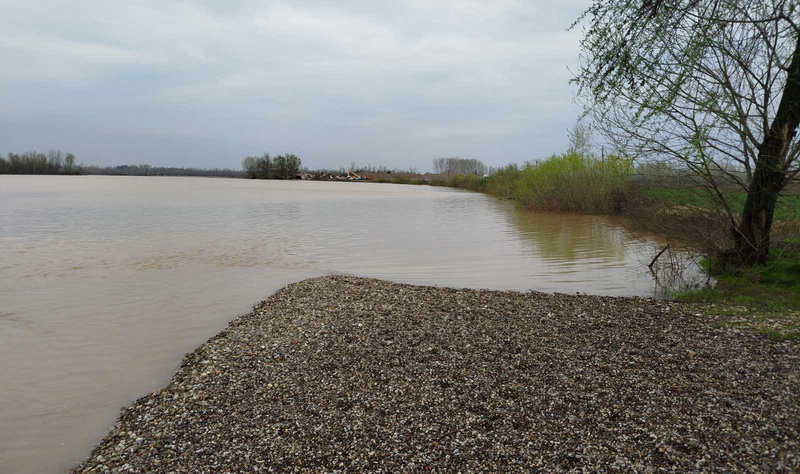 BOGATIĆ: REKE DRINA I SAVA IZLIVAJU SE U NEBRANJENI DEO ATARA CRNA BARA ...