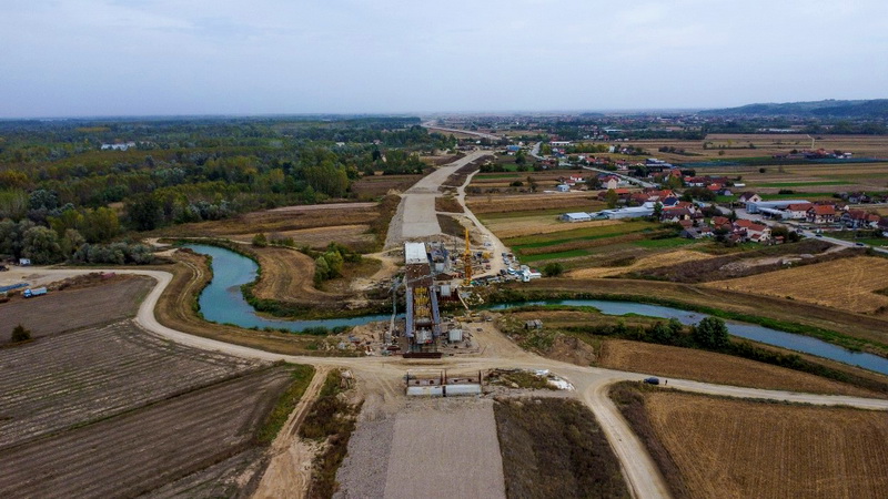 AZVIRT: OBUSTAVA SAOBRAĆAJA U ULICI LUKE STEVIĆA U LOZNICI - Šabac 24/7