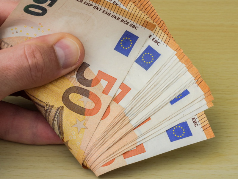 OD DRŽAVE 100 EVRA ZA SVE KOJI NAPUNE 18 GODINA! - Šabac 24/7