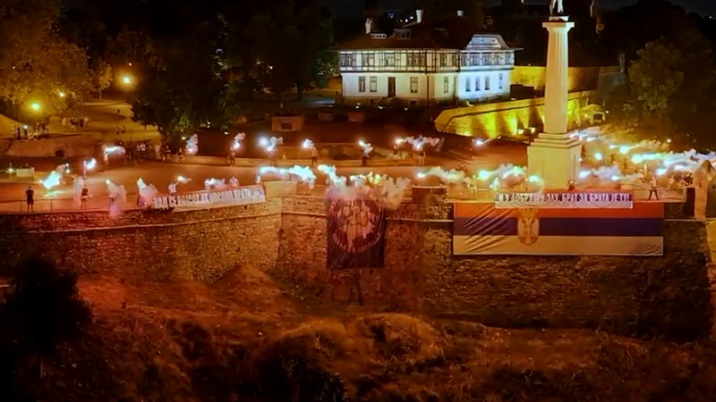 ŠAPČANI U SLAVU HEROJIMA IZ BANJSKE! (Video) - Šabac 24/7